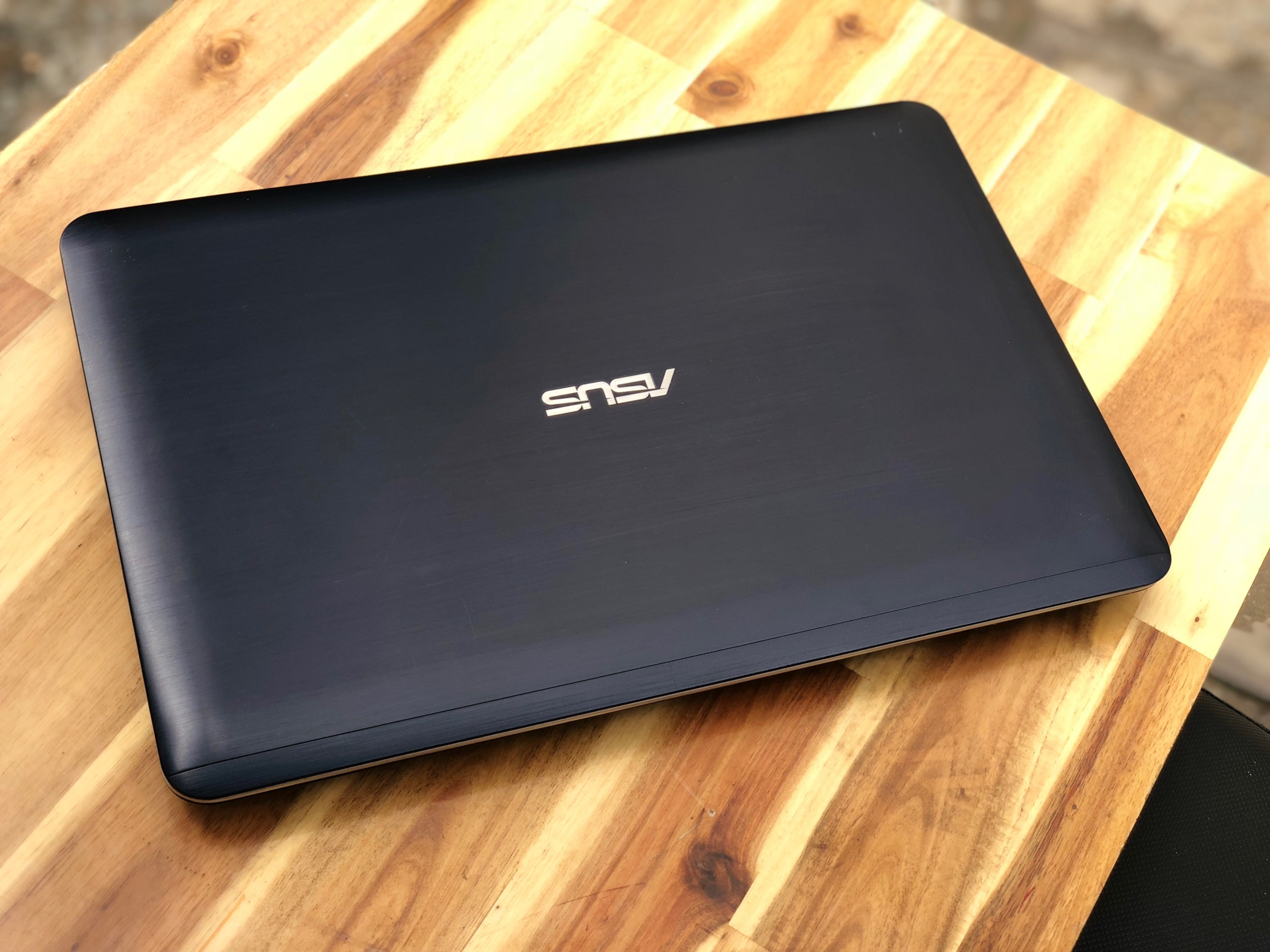 Laptop Asus X555LA, i5 4210U 4G 500G Đẹp zin 100% giá rẻ