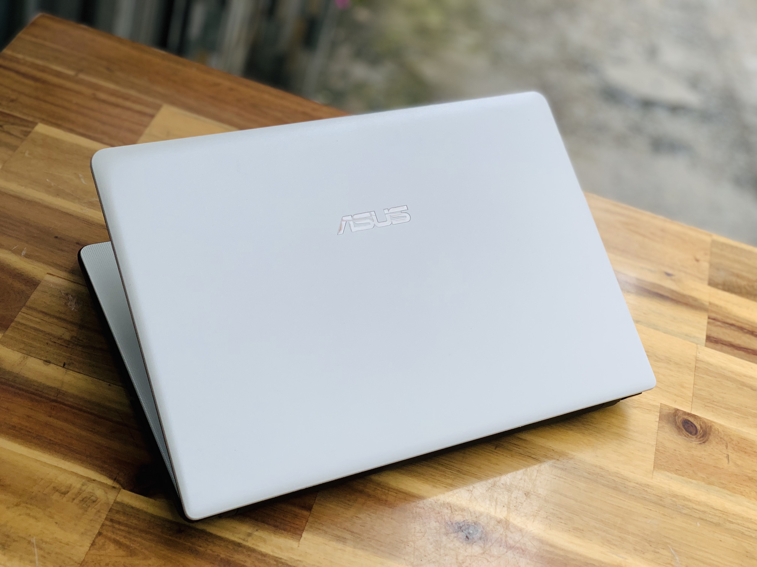 Laptop Asus X401, i3 2370M 4G 250G Màu trắng 14inch Đẹp keng zin 100% ...