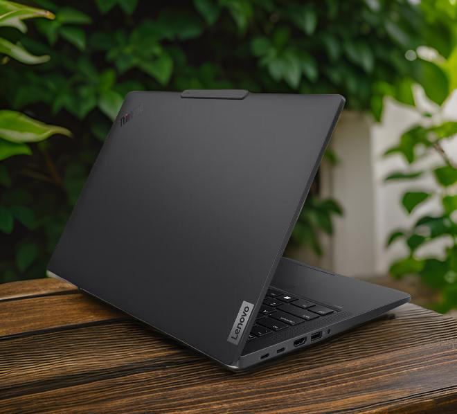 THINKPAD P14S GEN 5 RYZEN 7 8840HS 64G 1TB 2.8K OLED