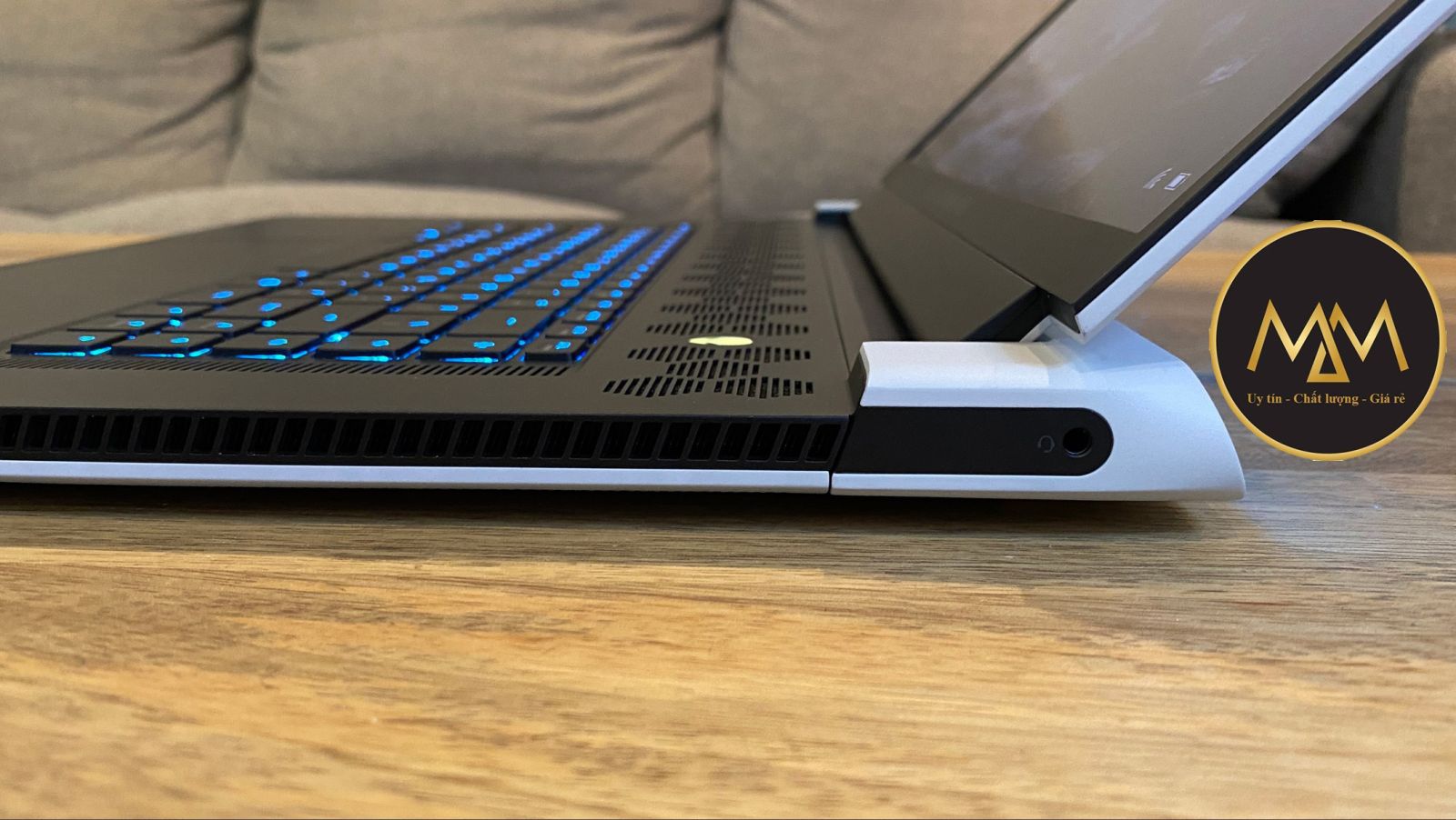 Dell Alienware X17 R1 I7 11800H/ RAM 32GB SSD 1000G/ RTX 3070 8GB/ Viền Mỏng/ 17inch/ 360Hz/ Gaming