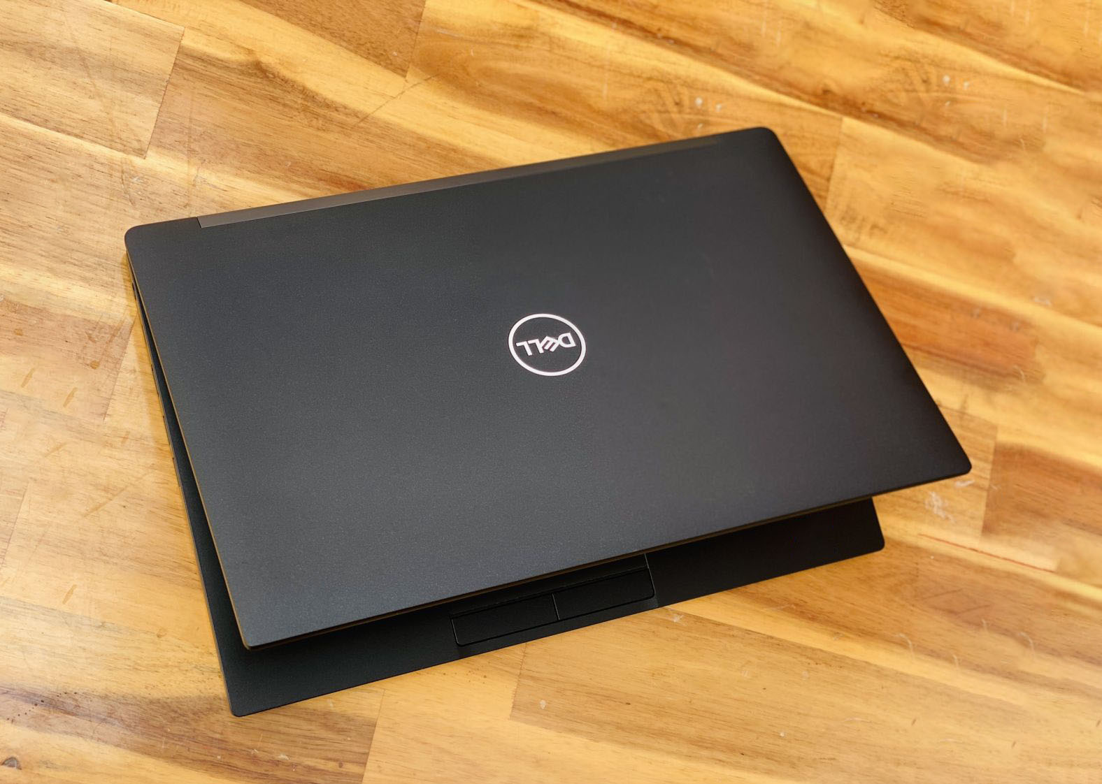 DELL LATITUDE 7480 i5 7300U RAM 8G SSD 256G 14IN FHD VIỀN MỎNG GIÁ RẺ