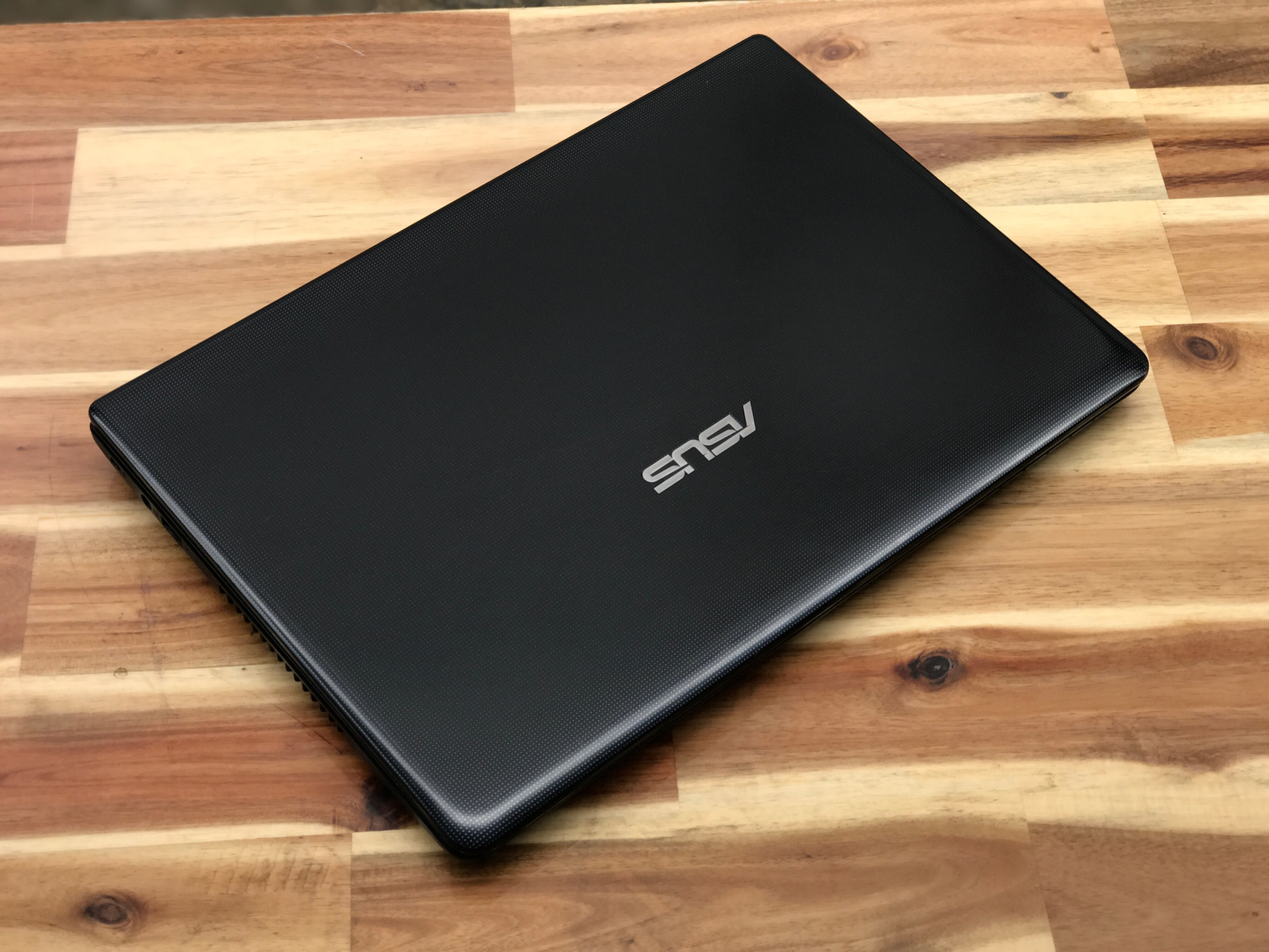 Laptop Asus X401, i3 2370M 2G 320G đẹp zin 100% Giá rẻ