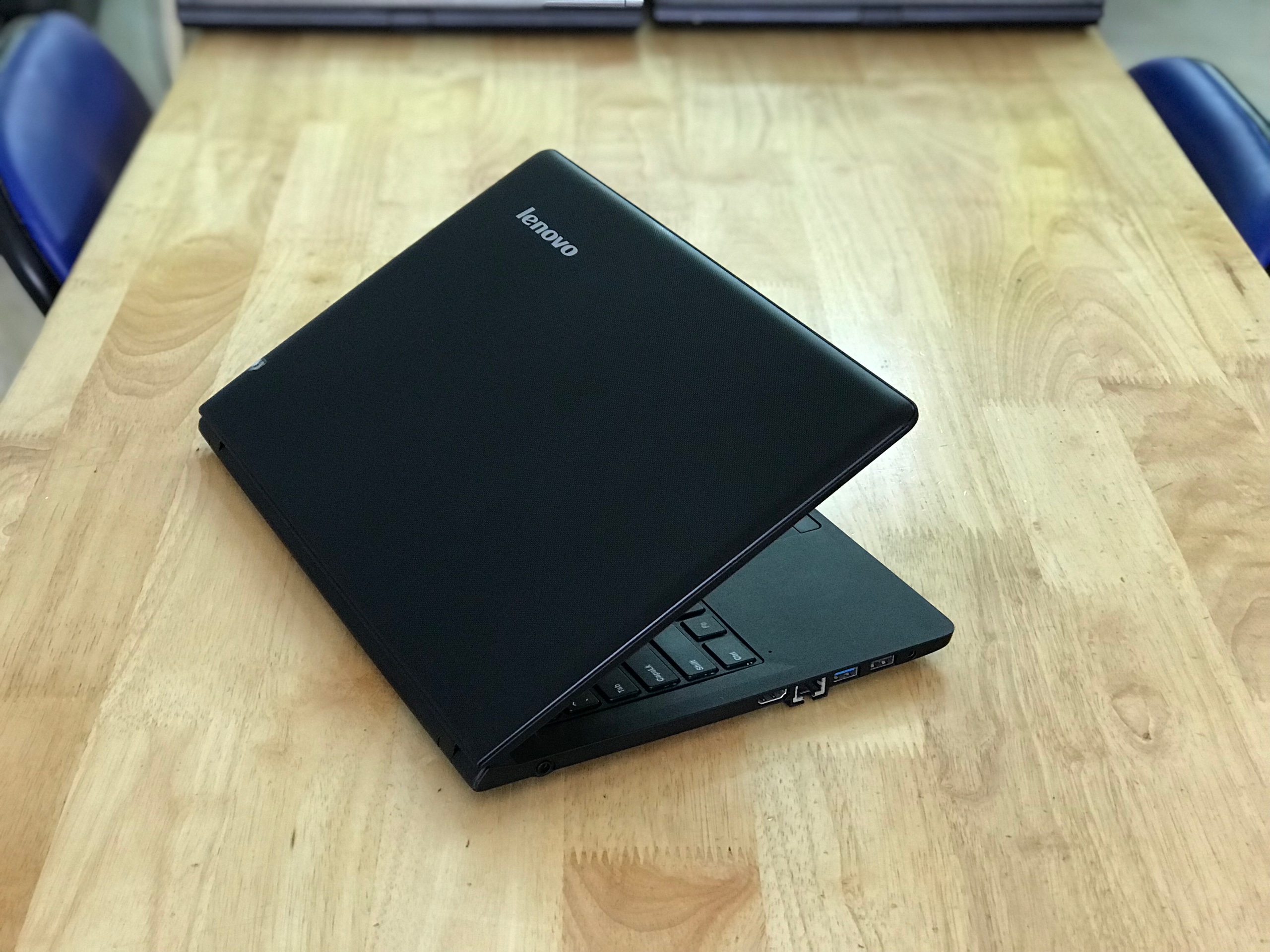 Laptop Lenovo Ultrabook 100, Celeron N2840 4G 500G, Đẹp zin 100% Giá rẻ